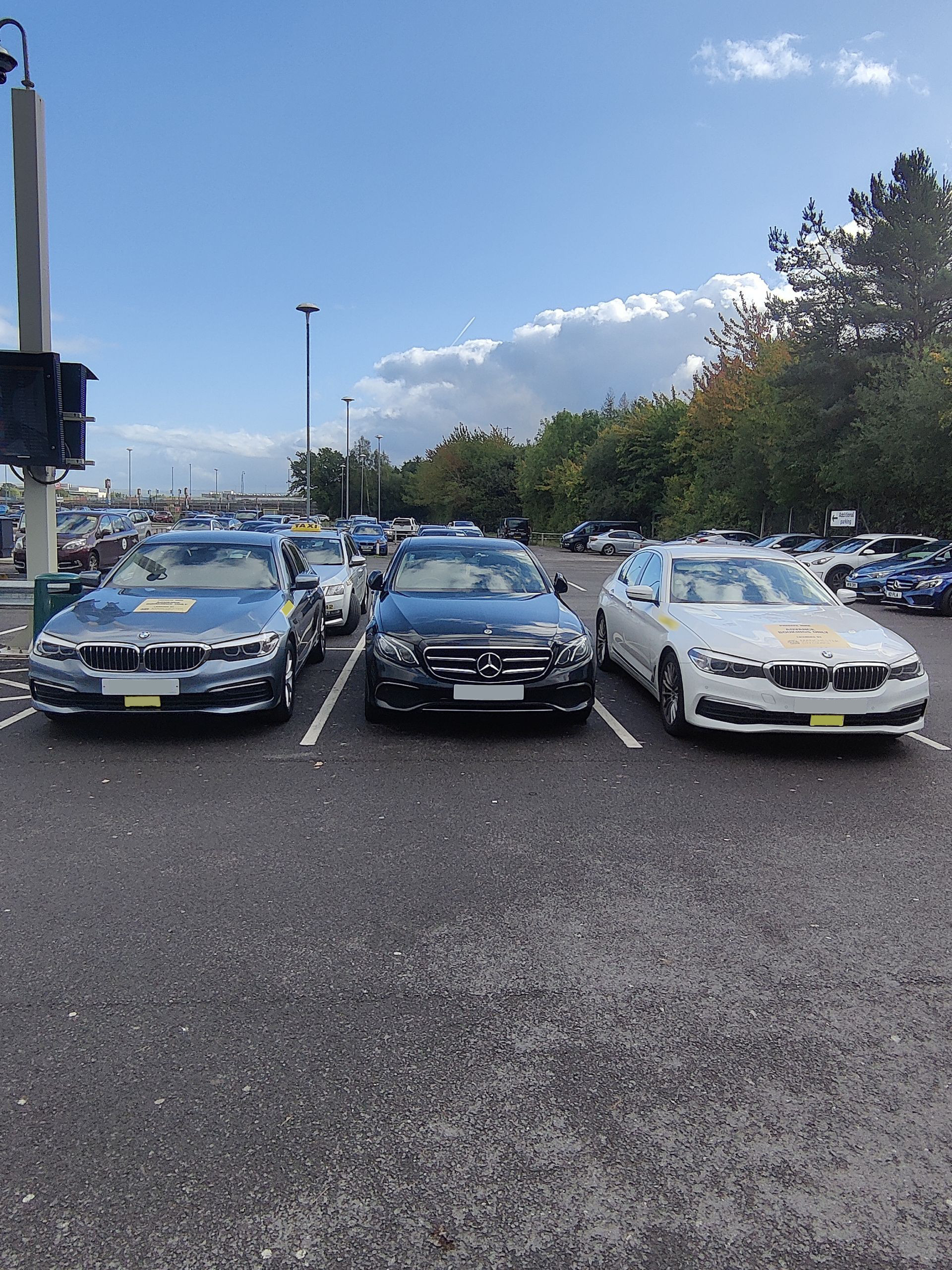 Taxis Manchester Airport - Taxi Services in UK | Manchester Cabs